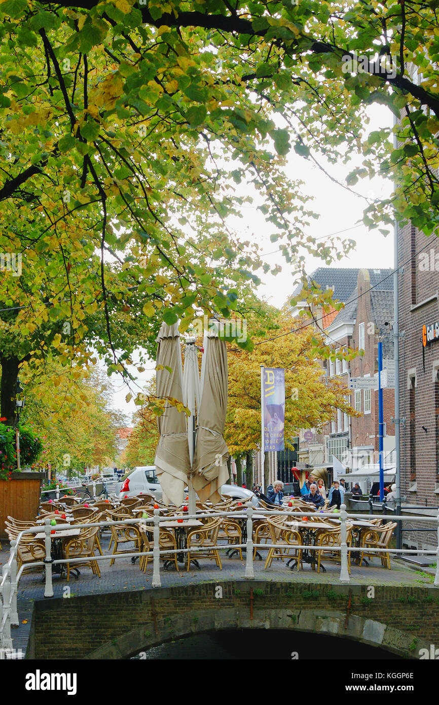 Open air dining hi-res stock photography and images - Alamy