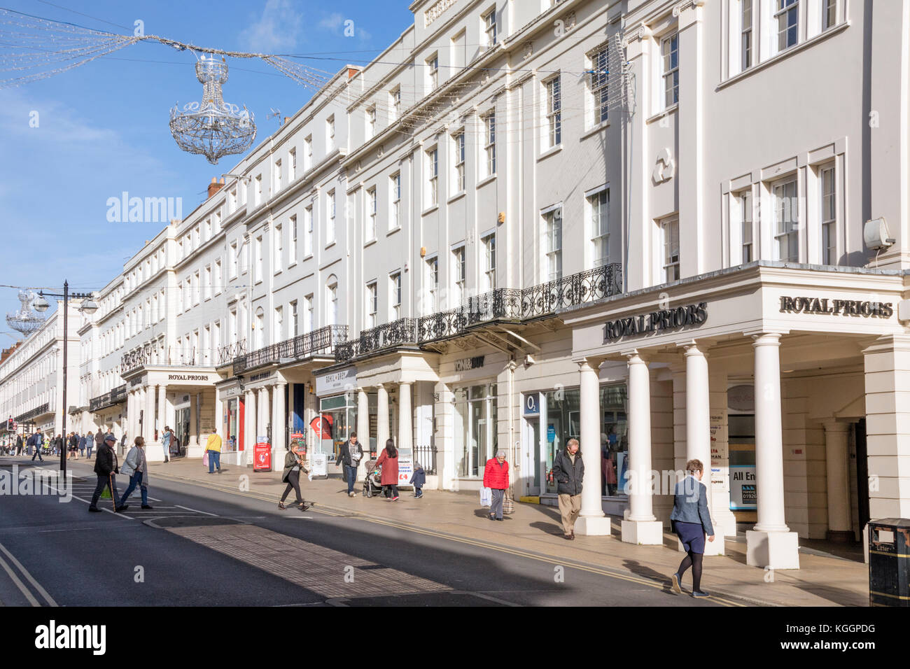 Attractive buildings in the Georgian town of Leamington Spa ...