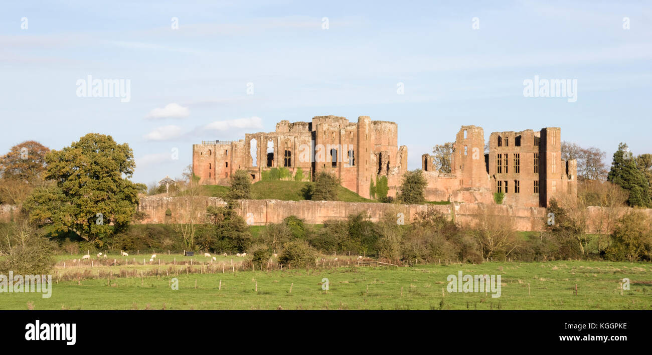 Kenilworth Castle, Kenilworth, Warwickshire, England, UK Stock Photo ...