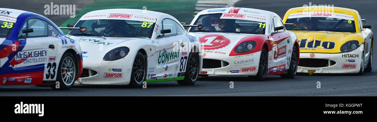Close racing, Ginetta G40 Junior, Ginetta Junior Championship, BTCC ...