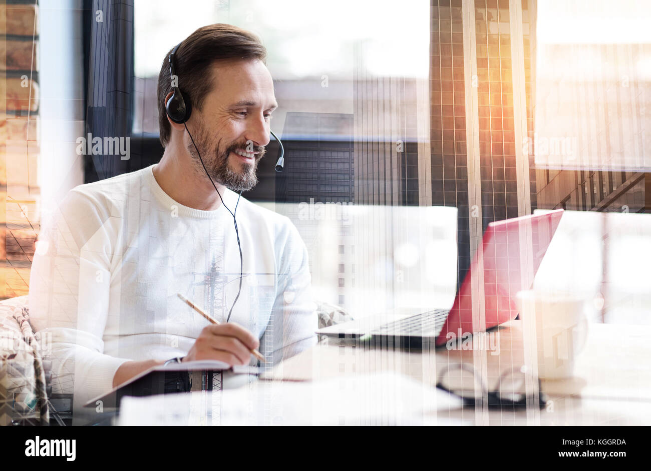 Man participating in webinar hi-res stock photography and images - Alamy