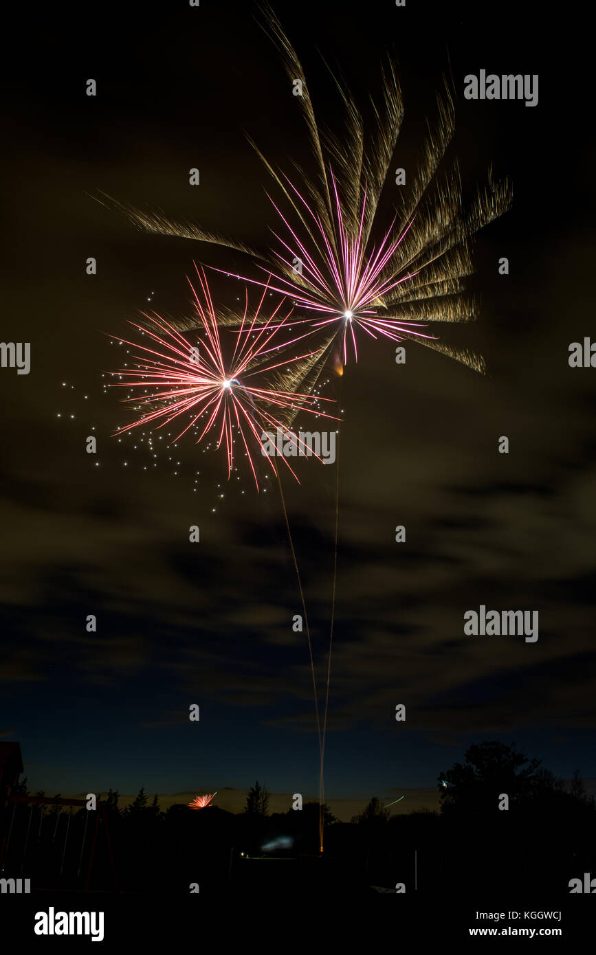 Bonfire Night UK England 5th November Fireworks Rockets Stock Photo - Alamy