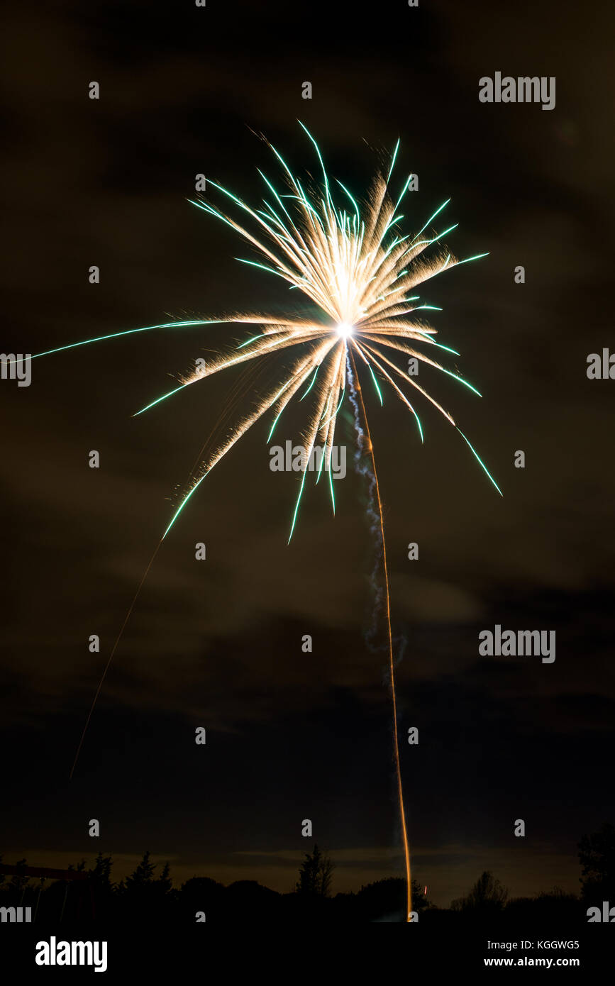 Bonfire Night UK England 5th November Fireworks Rockets Stock Photo - Alamy