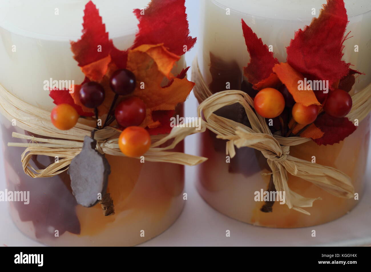 Beautiful table setting sunflower hi-res stock photography and images ...