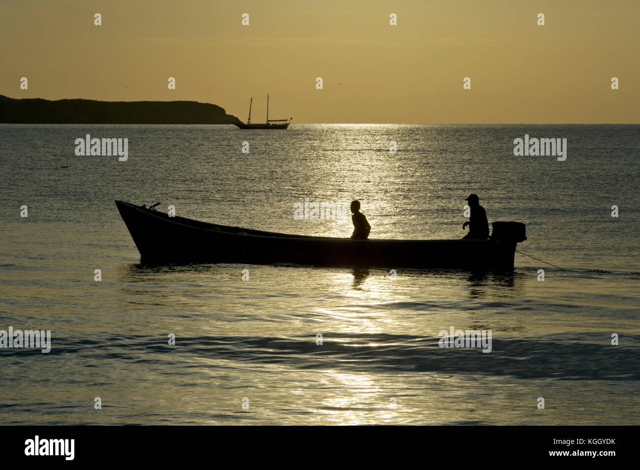 Fishermen in an open boat hi-res stock photography and images - Alamy