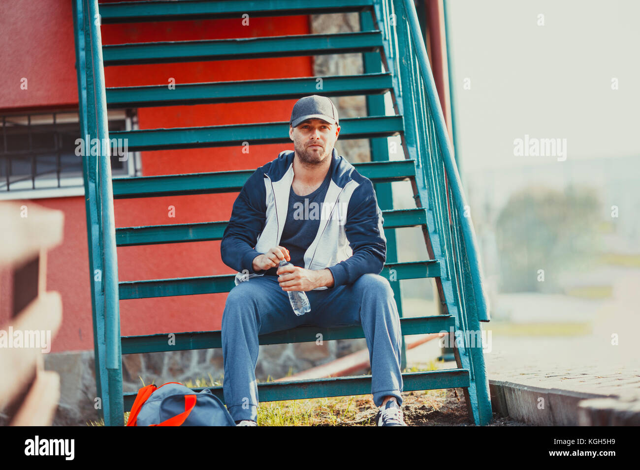 A man is getting ready to workout Stock Photo - Alamy