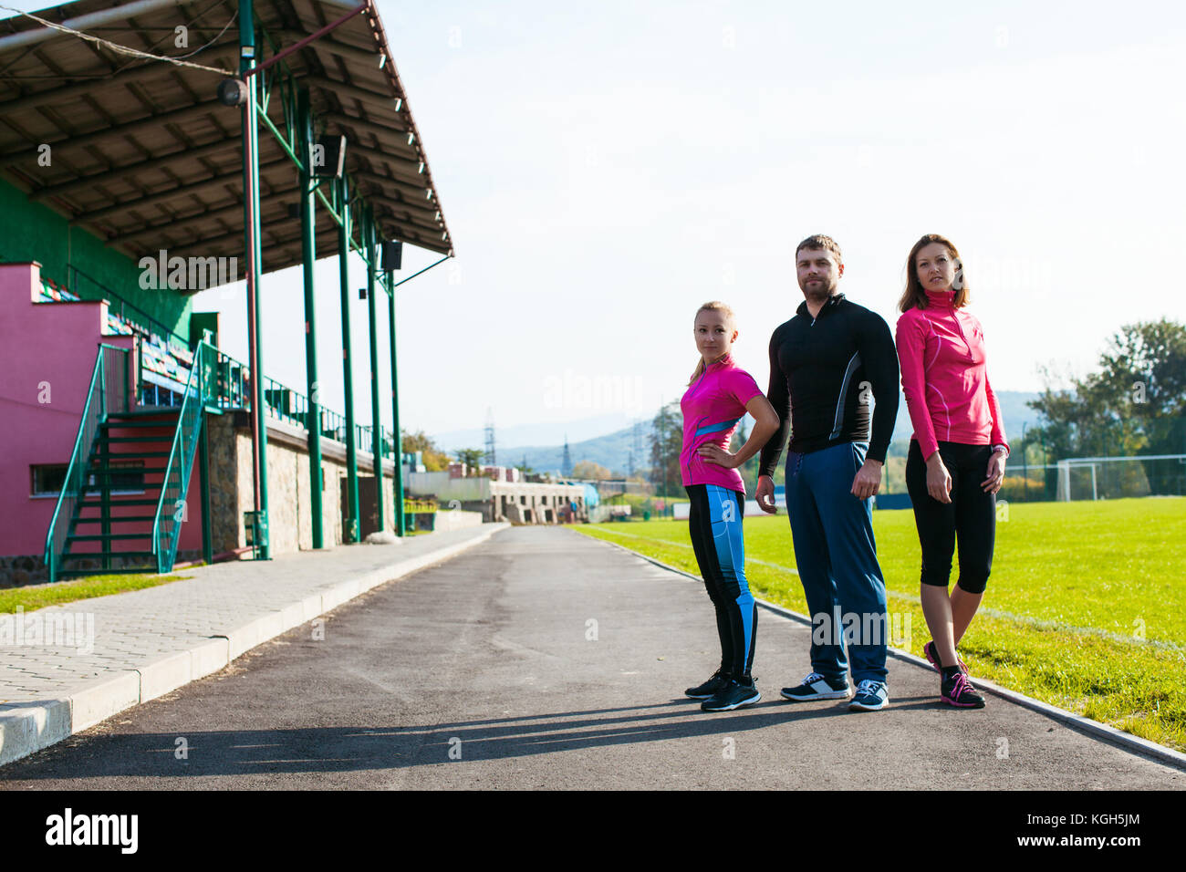 Friends before workout Stock Photo - Alamy
