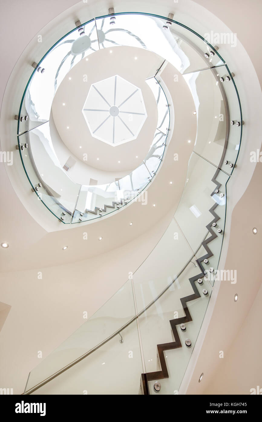 Spiral stair case hi-res stock photography and images - Alamy