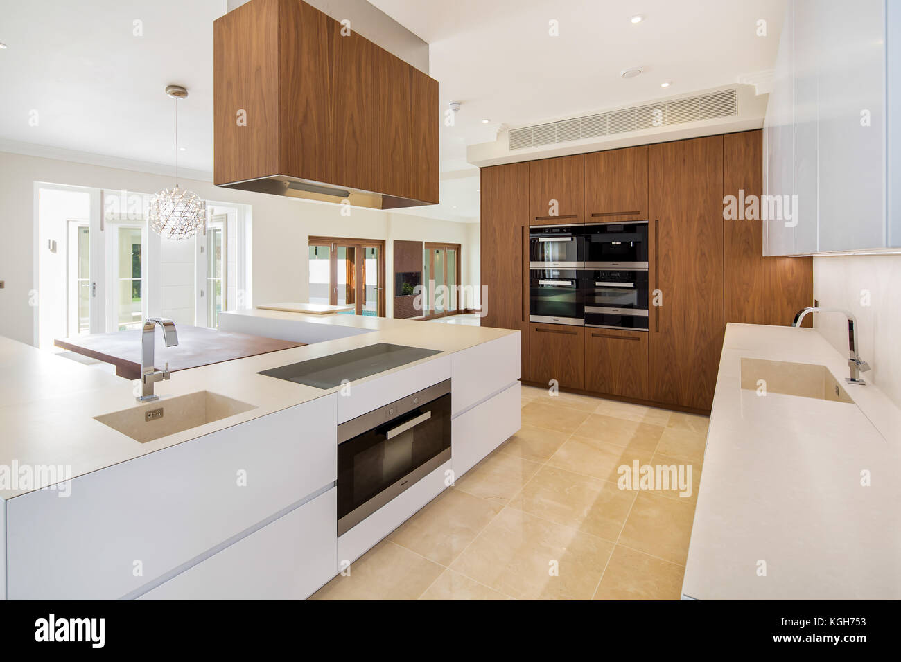 Rich Peoples Kitchens