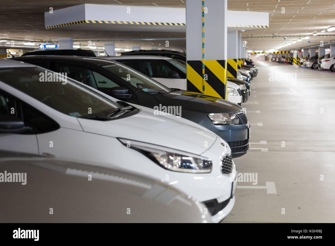 Underground cars hi-res stock photography and images - Alamy