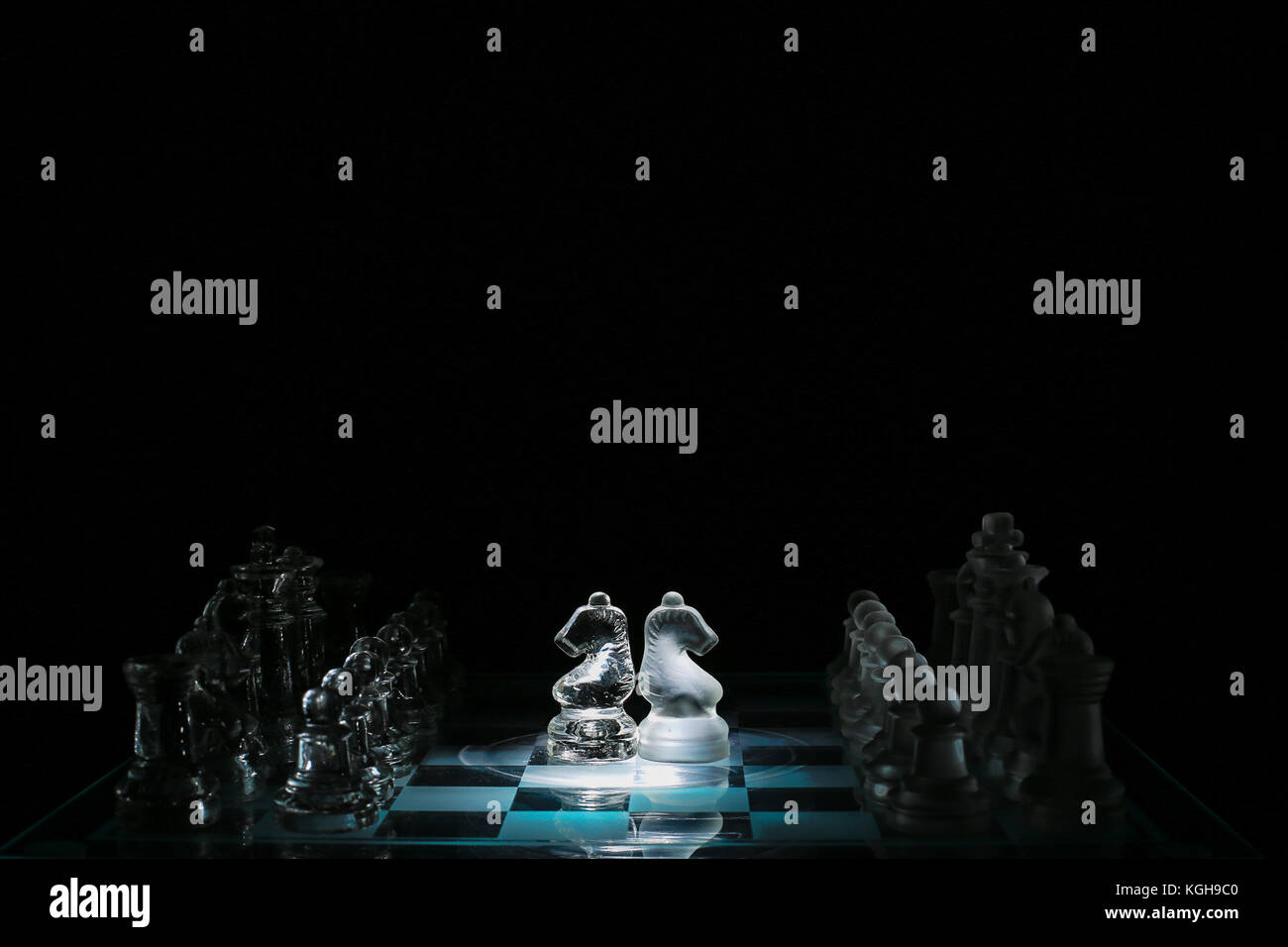 Side view of chess board Stock Photo - Alamy