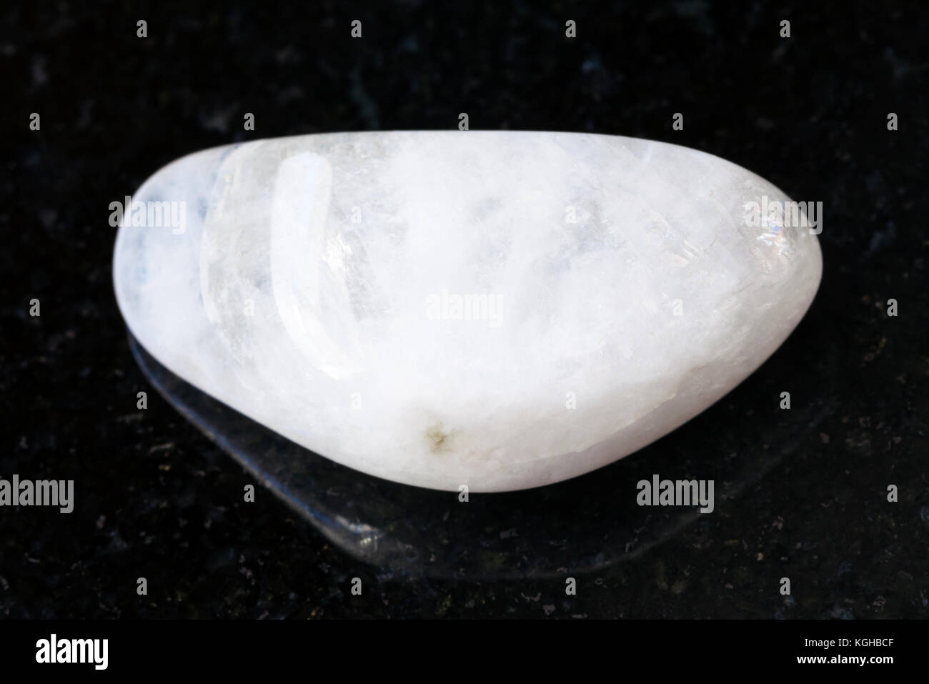 White moonstone hi-res stock photography and images - Alamy