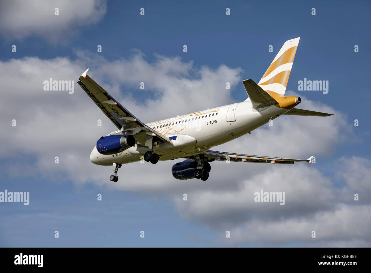 Short haul airline hi-res stock photography and images - Alamy