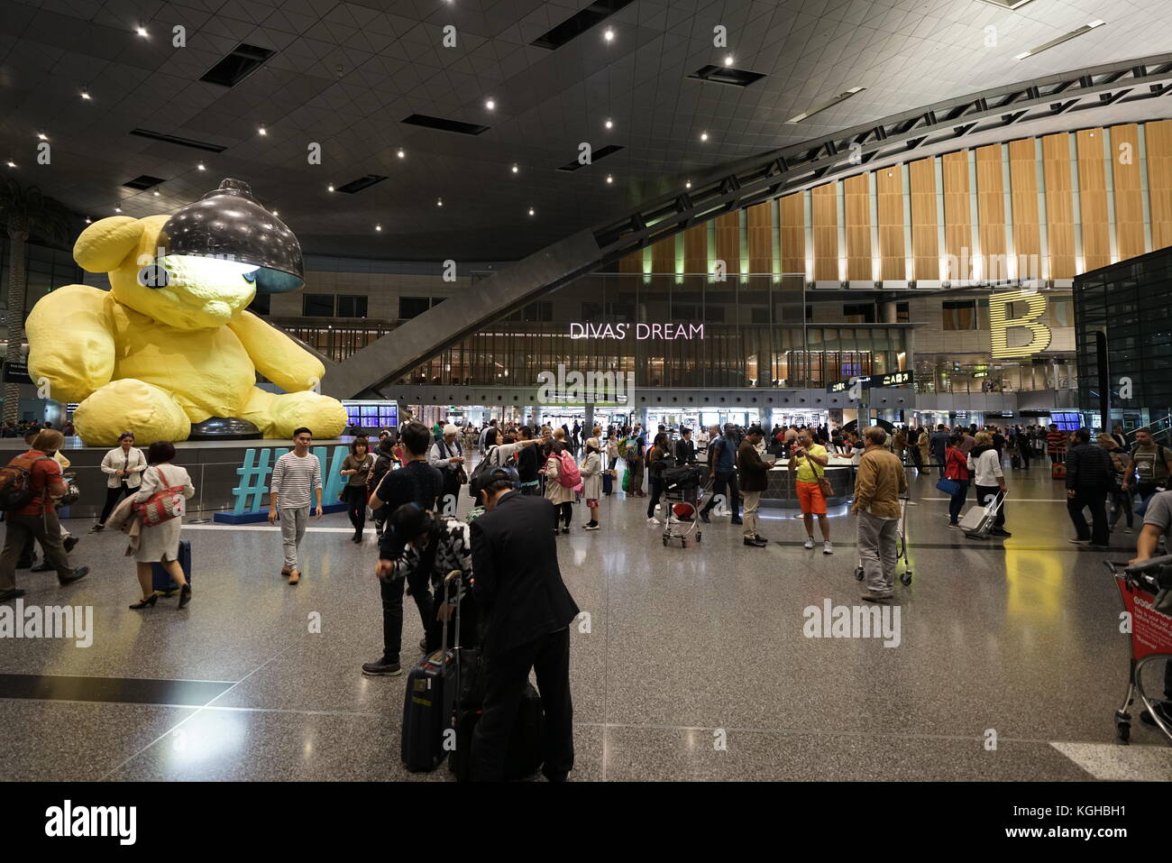 Hamad International Airport, Doha, Qatar: Terminal interior leading to ...