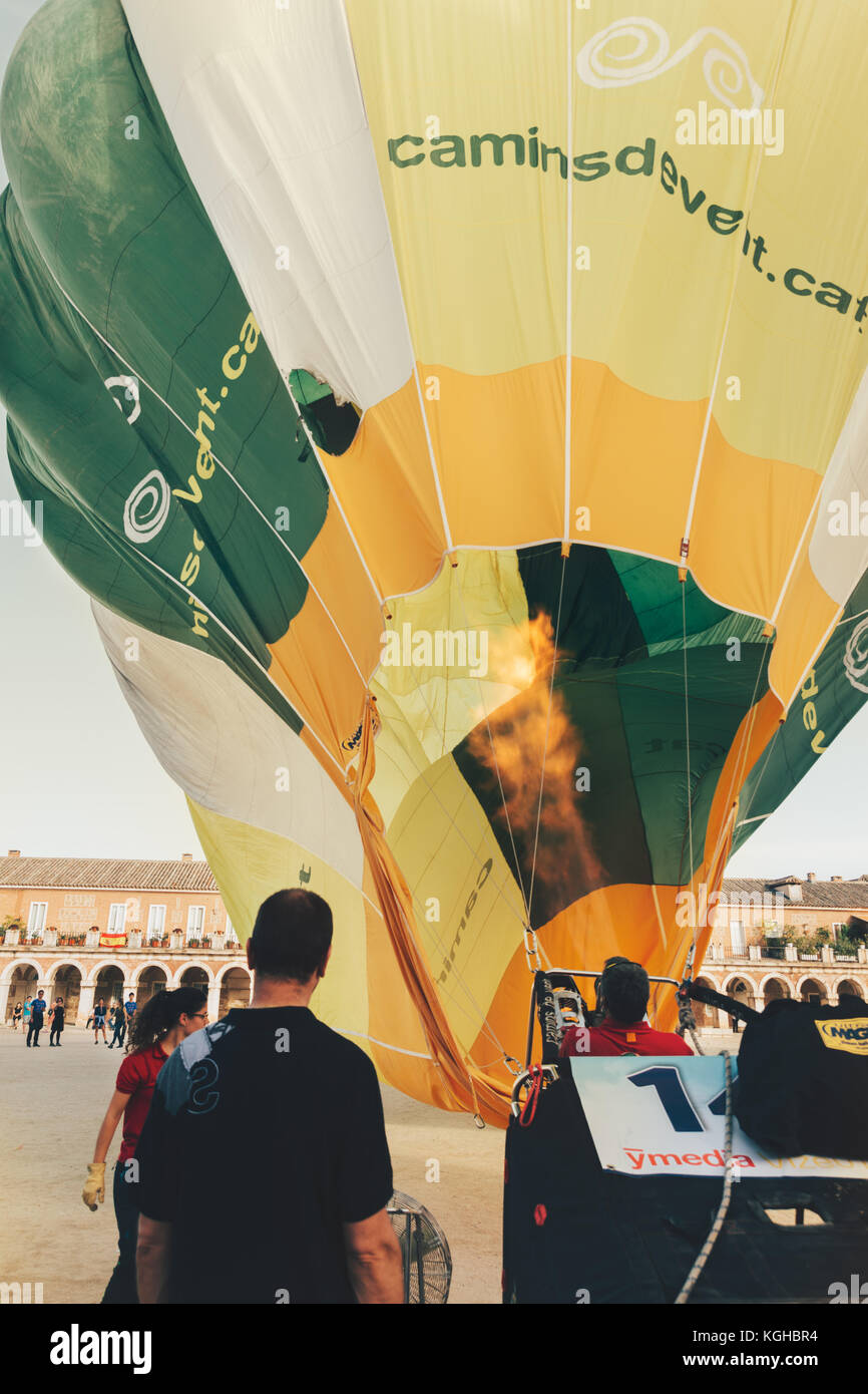 ARANJUEZ, SPAIN - OCTOBER 14, 2017, Man inflating aerostatic balloon ...