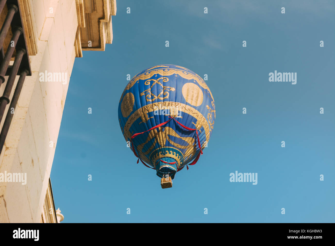 ARANJUEZ, SPAIN - OCTOBER 14, 2017. hot ballon air flying through the ...
