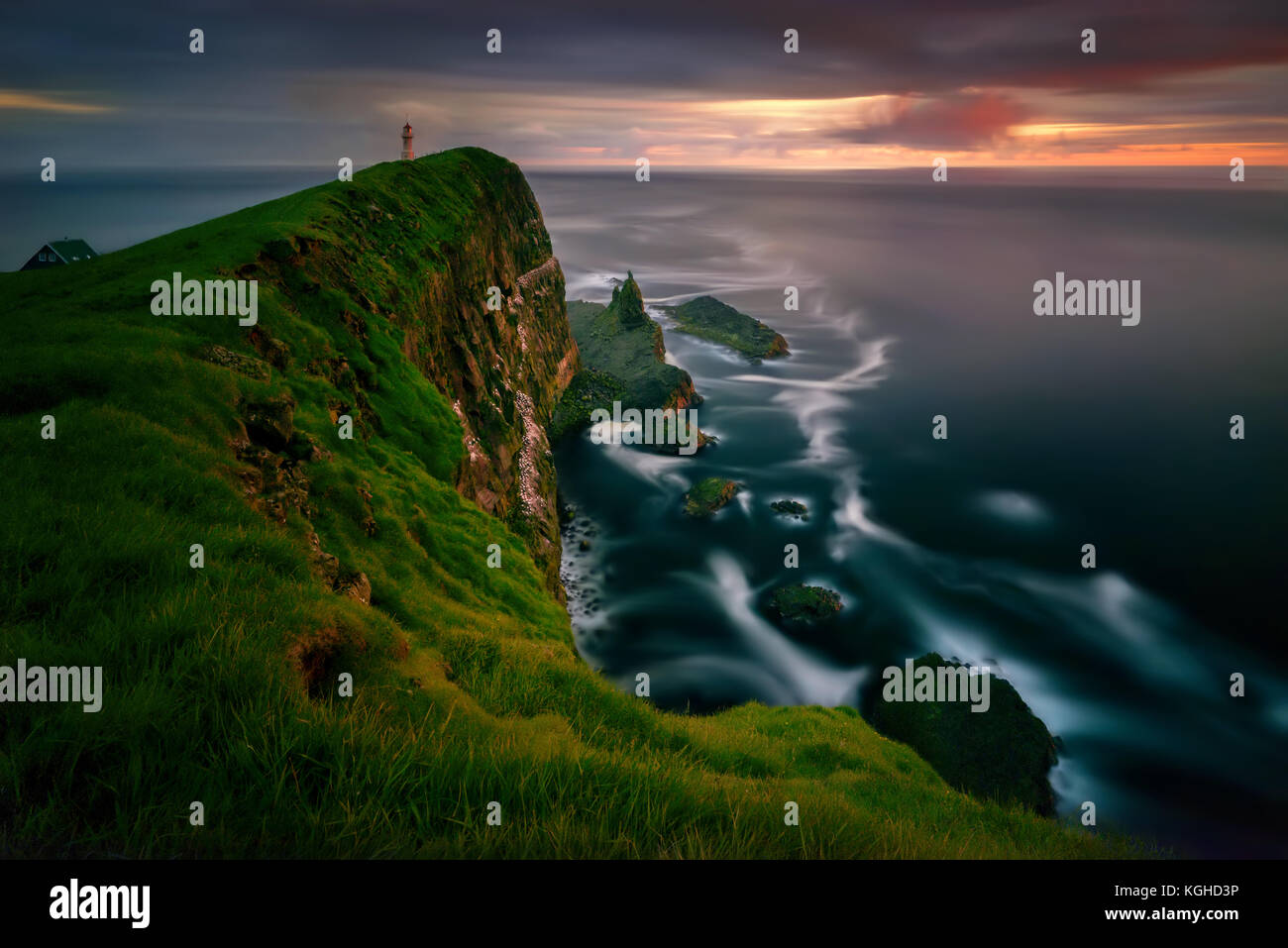Mykines holmur lighthouse hi-res stock photography and images - Alamy