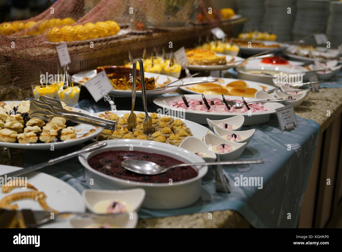 Candy bar and sweets Stock Photo - Alamy