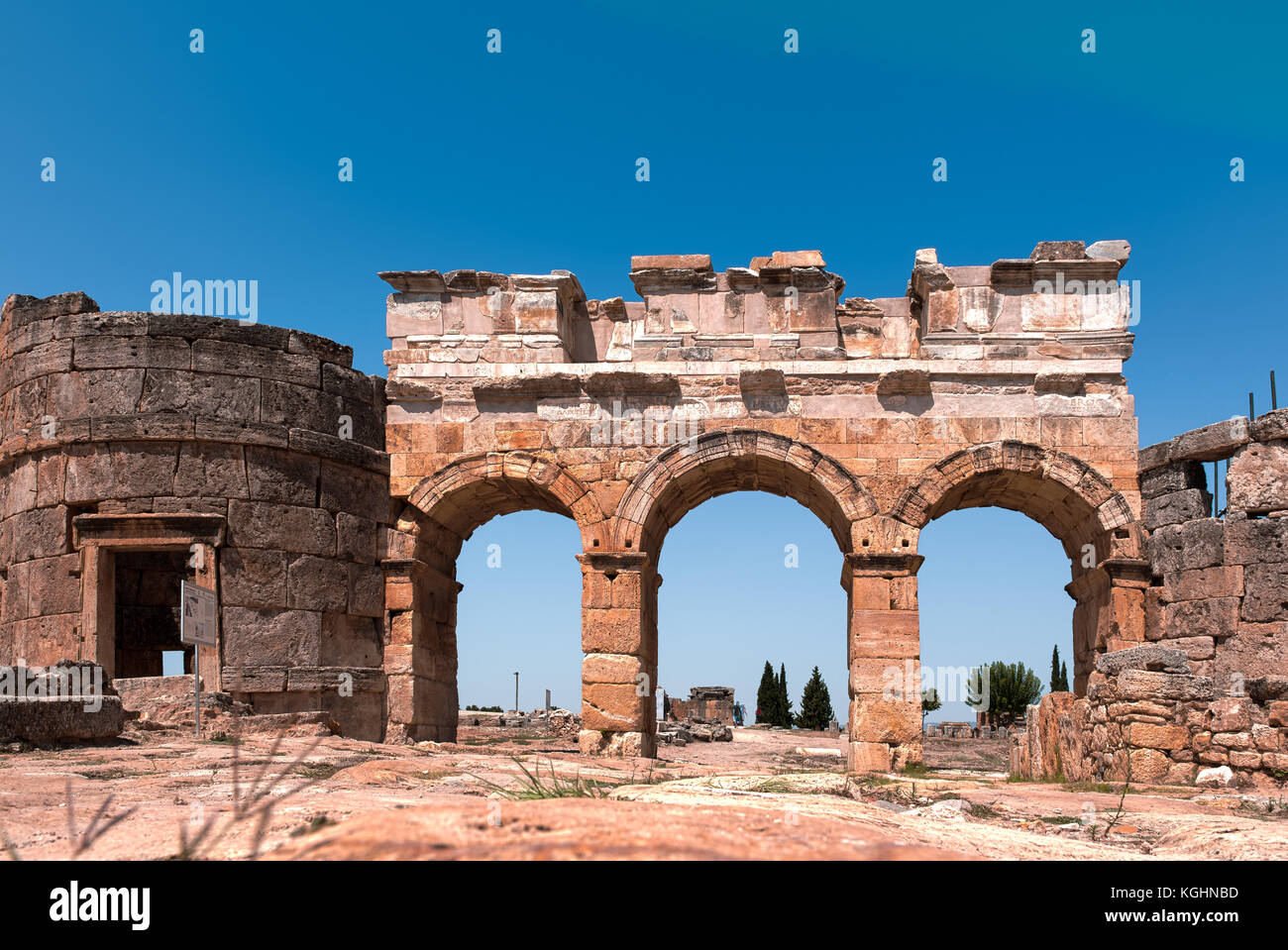 The Byzantine Gate at Hierapolis ancient city in Pamukkale, Turkey ...