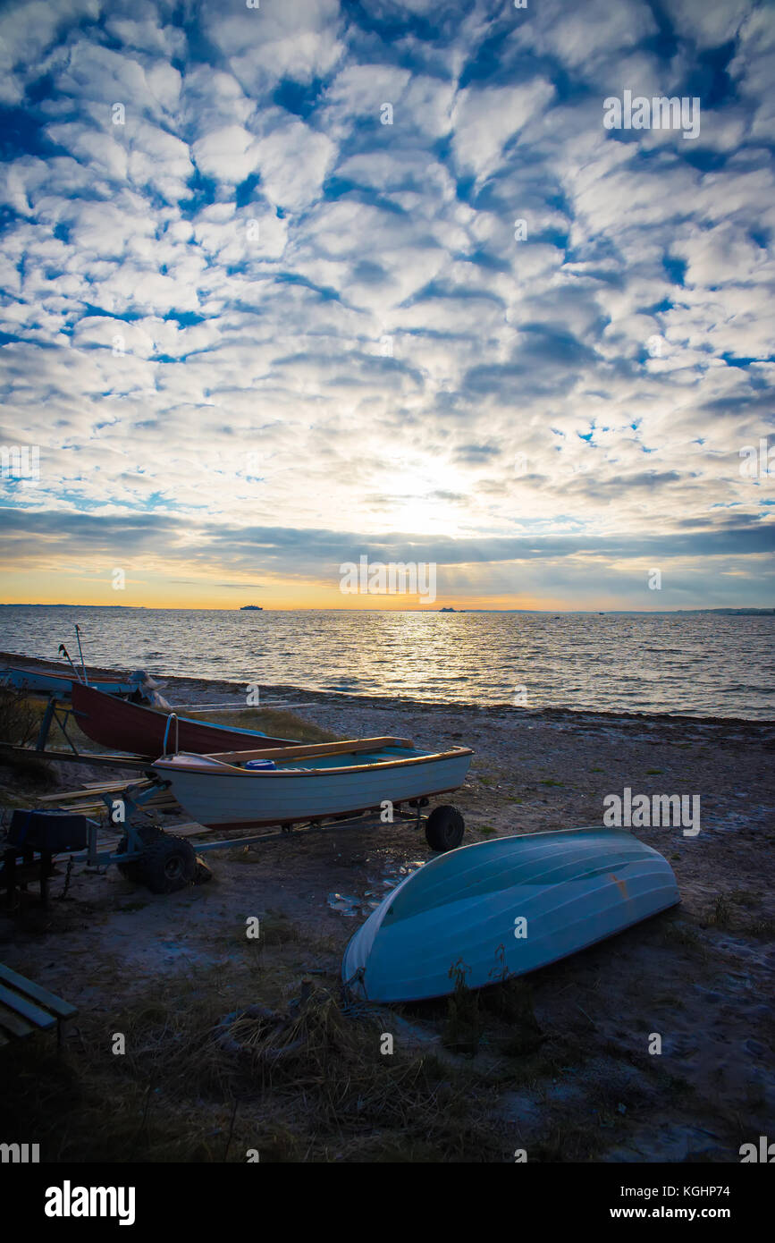 Freezing sea boat hi-res stock photography and images - Alamy