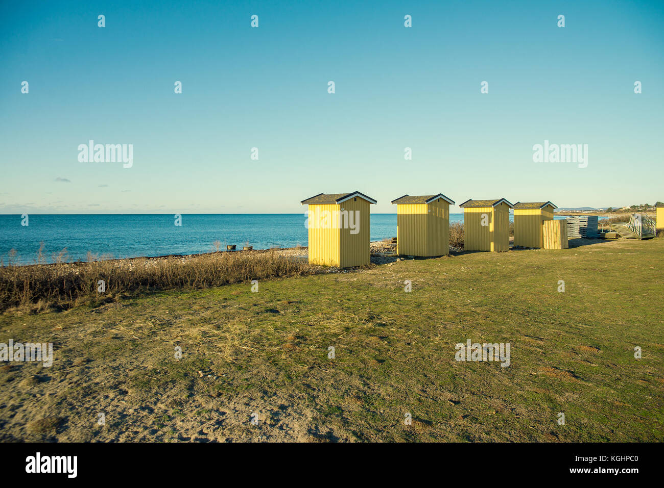 Buildings and beaches hi-res stock photography and images - Alamy