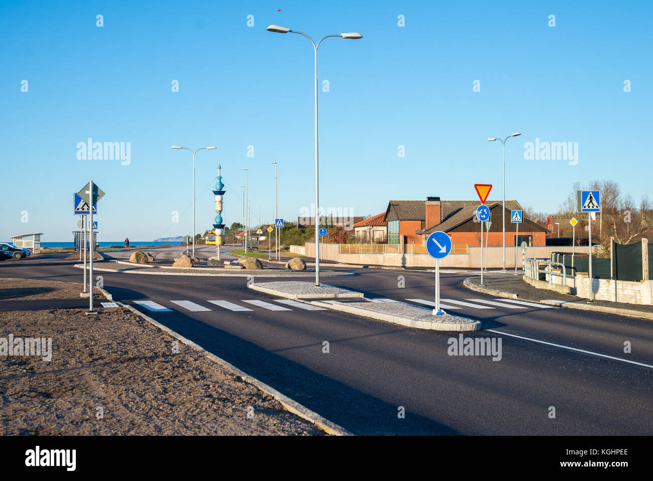 Traffic intersection aerial hi-res stock photography and images - Alamy
