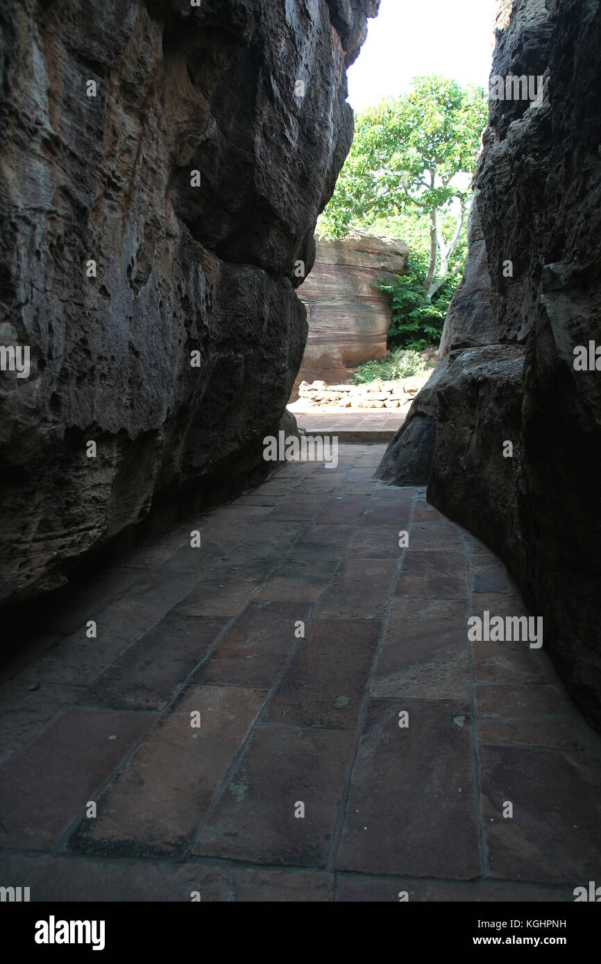 Narrow passage between the rocks hi-res stock photography and images ...