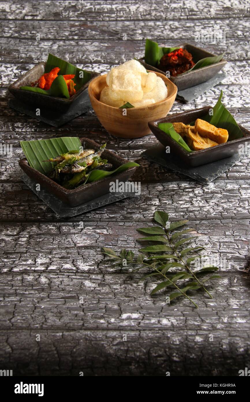 Padang Food Sampler Stock Photo - Alamy