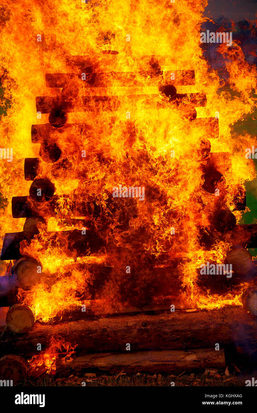 great burning bonfire made of logs with beautiful flames Stock Photo ...