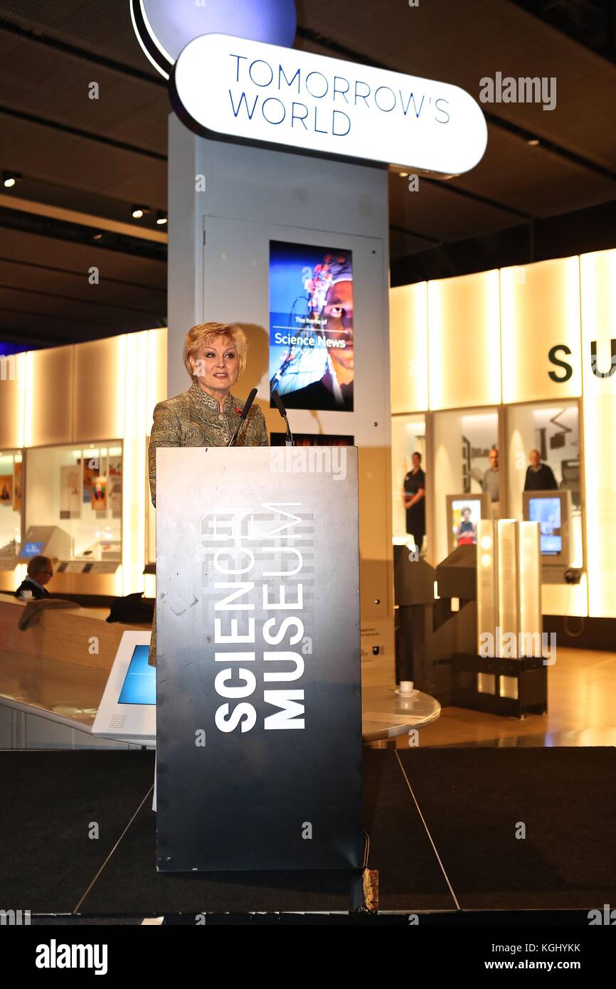 Superbugs antimicrobial resistance hi-res stock photography and images ...