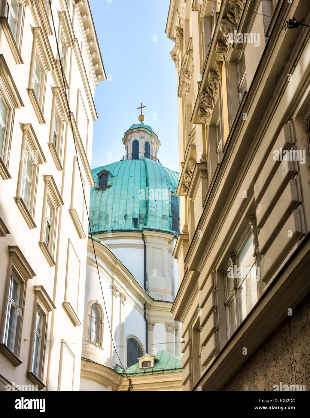 Baroque Peterskirche in Vienna (Austria Stock Photo - Alamy
