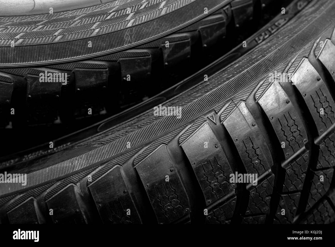 Texture of car tire tread Stock Photo - Alamy