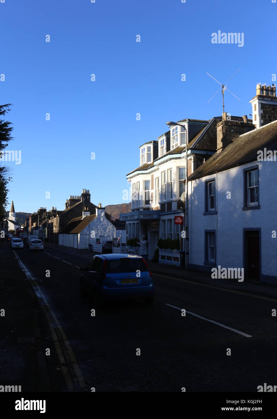 White church comrie hi-res stock photography and images - Alamy