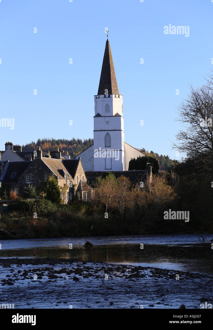 Comrie white church hi-res stock photography and images - Alamy