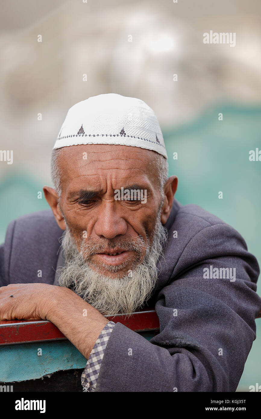 Kufi man hi-res stock photography and images - Alamy