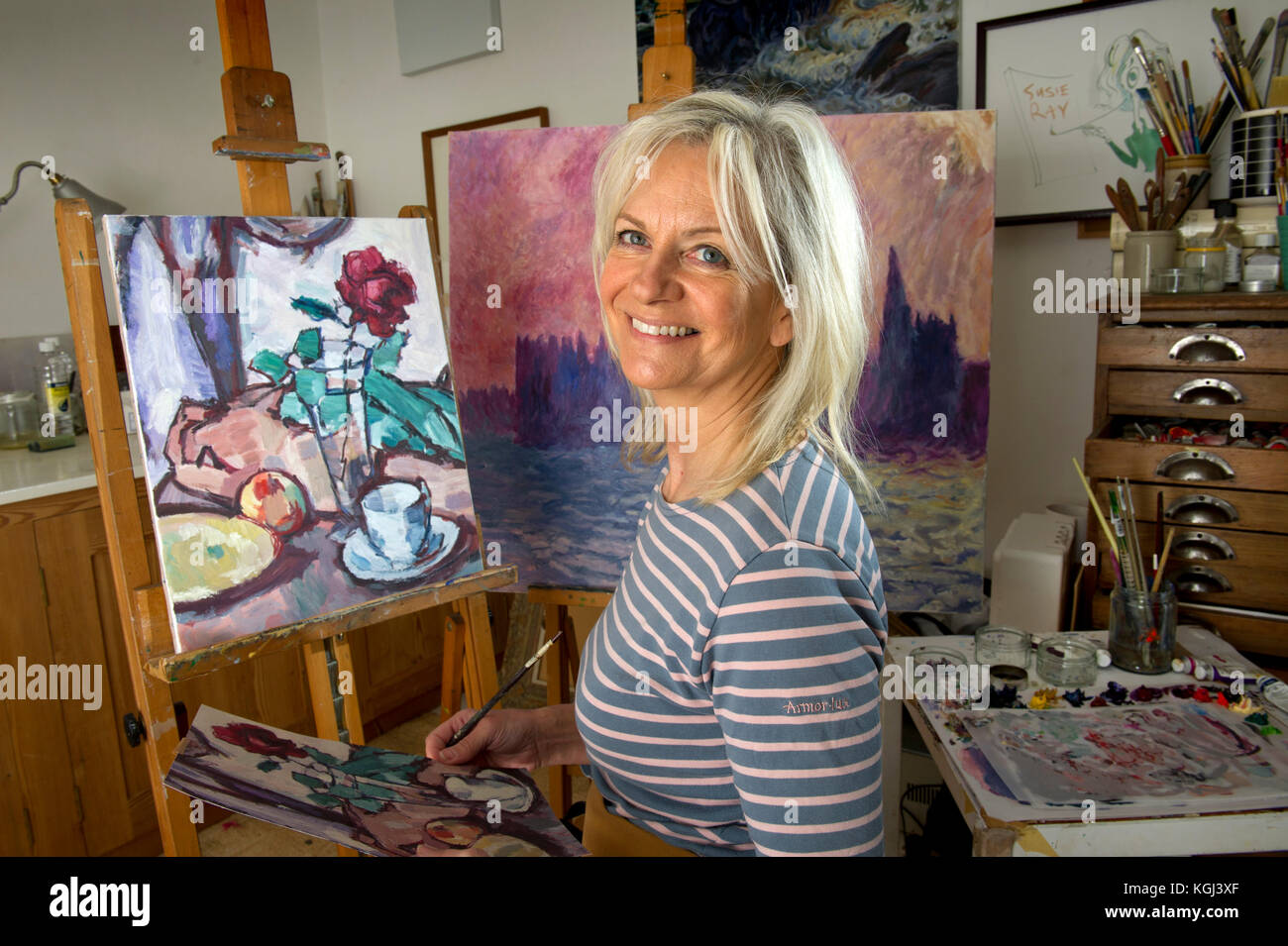 Copyist Susie Ray in her Cornwall studio Stock Photo - Alamy