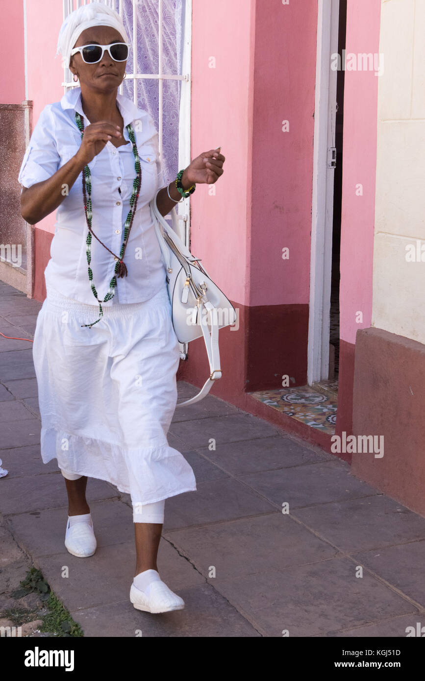 Cuba religion santeria white clothes hi-res stock photography and ...