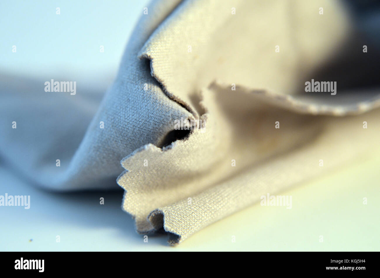 Folds in the cloth hi-res stock photography and images - Alamy