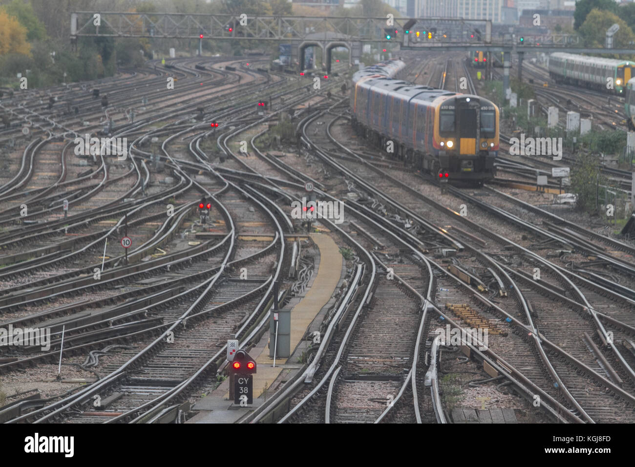 Merseyrail news hi-res stock photography and images - Alamy