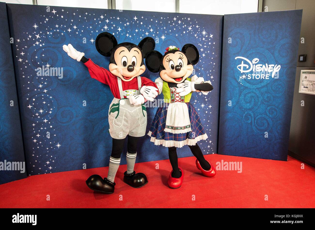 Munich, Bavaria, Germany. 8th Nov, 2017. Mickey and Minnie Mouse in the ...