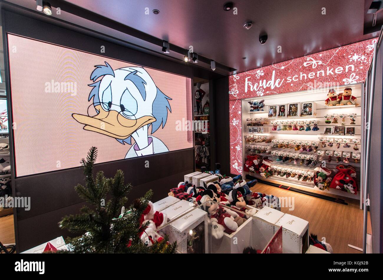 Munich, Bavaria, Germany. 8th Nov, 2017. Entrance of the Disney Store ...