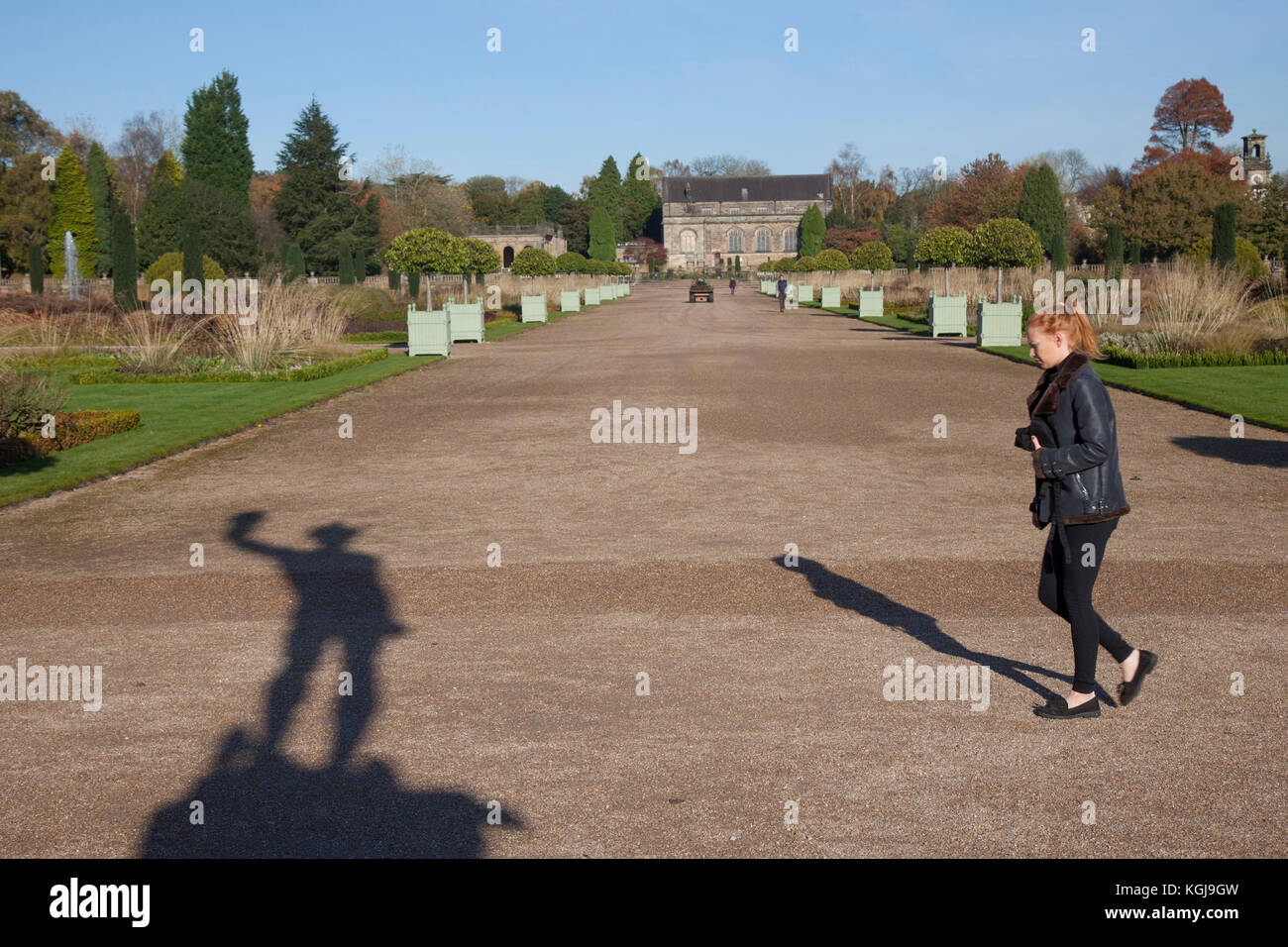Stoke-on-Trent. UK Weather. 8th November, 2017. Bright sunny start to ...