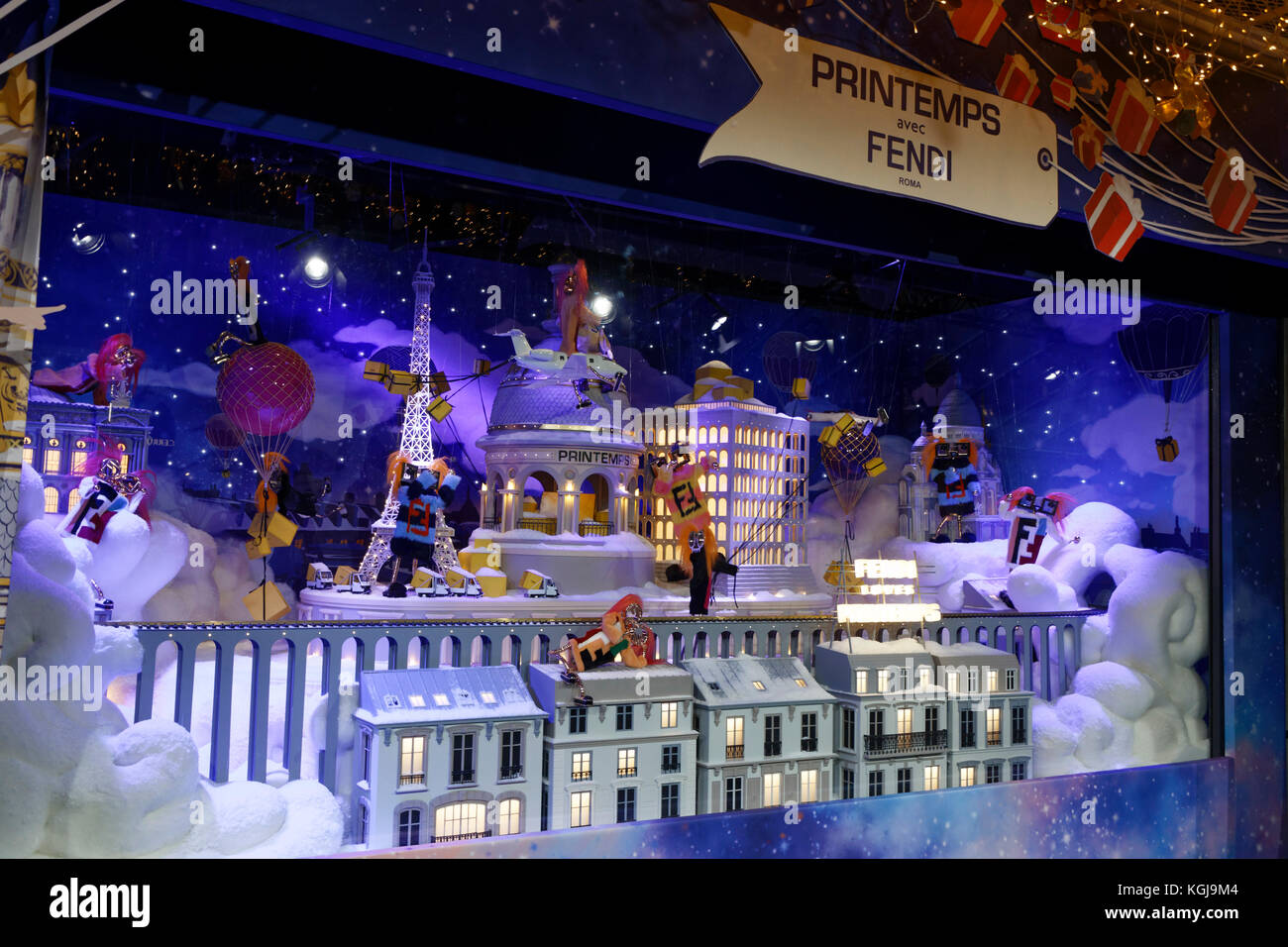 Paris, France. 7th Nov, 2017. Revelation of the Christmas window ...