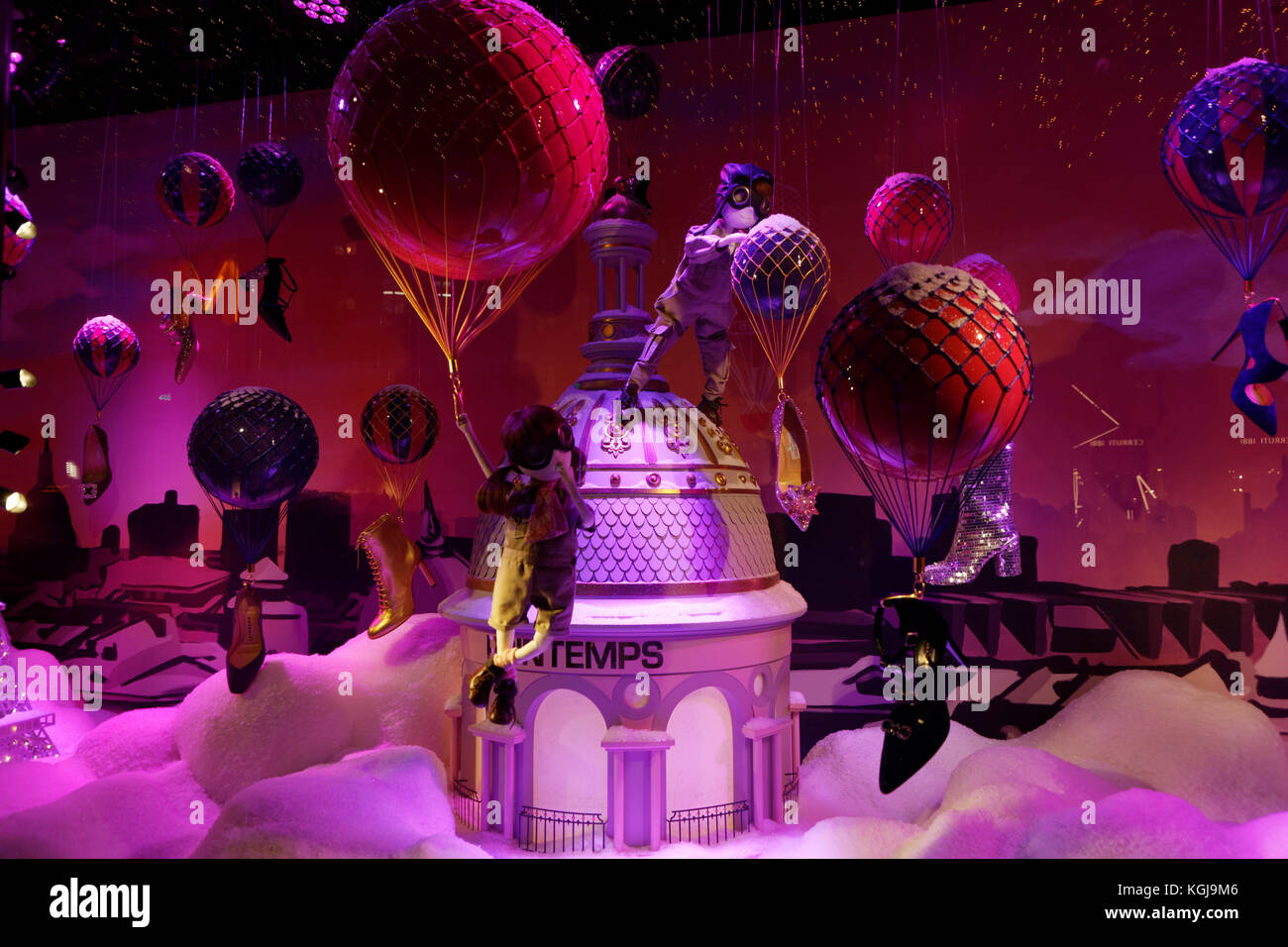 Paris, France. 7th Nov, 2017. Revelation of the Christmas window ...