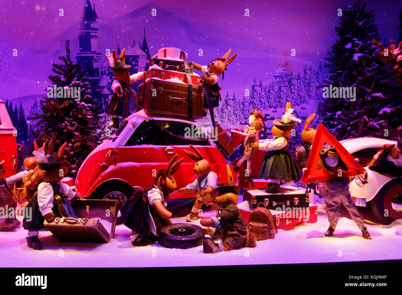 Paris, France. 7th Nov, 2017. Revelation of the Christmas window ...