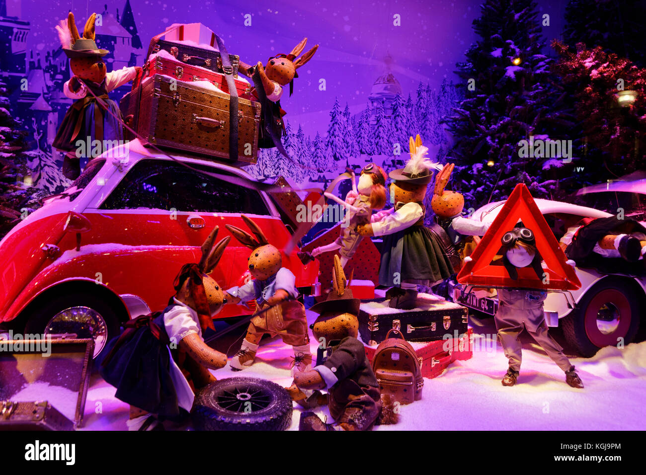 Paris, France. 7th Nov, 2017. Revelation of the Christmas window ...