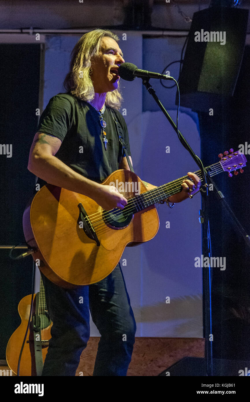 Stourbridge, UK. 7th November, 2017. Justin Sullivan (New Model Army ...