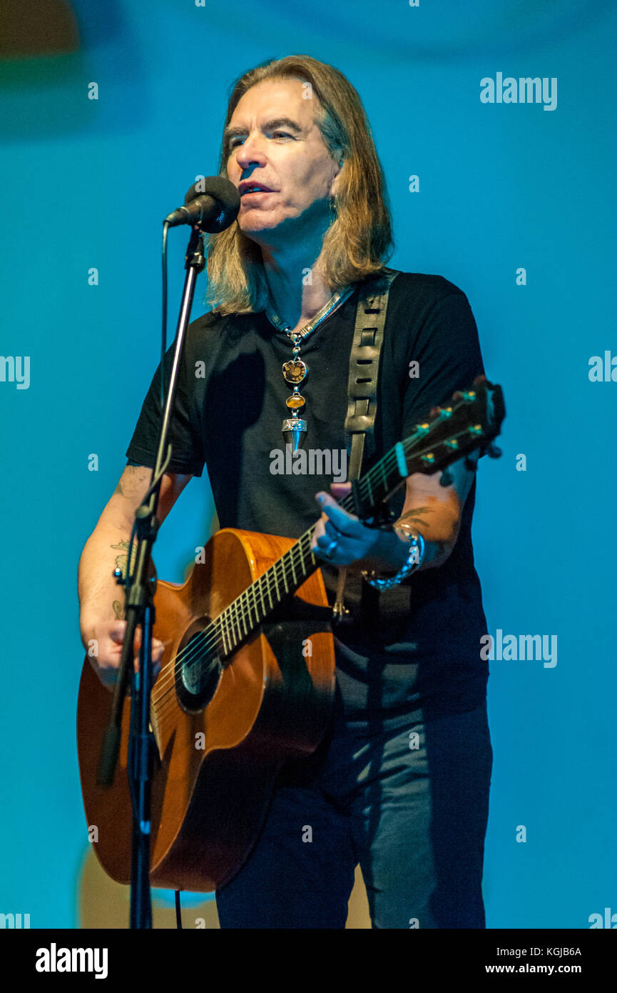 Stourbridge, UK. 7th November, 2017. Justin Sullivan (New Model Army ...