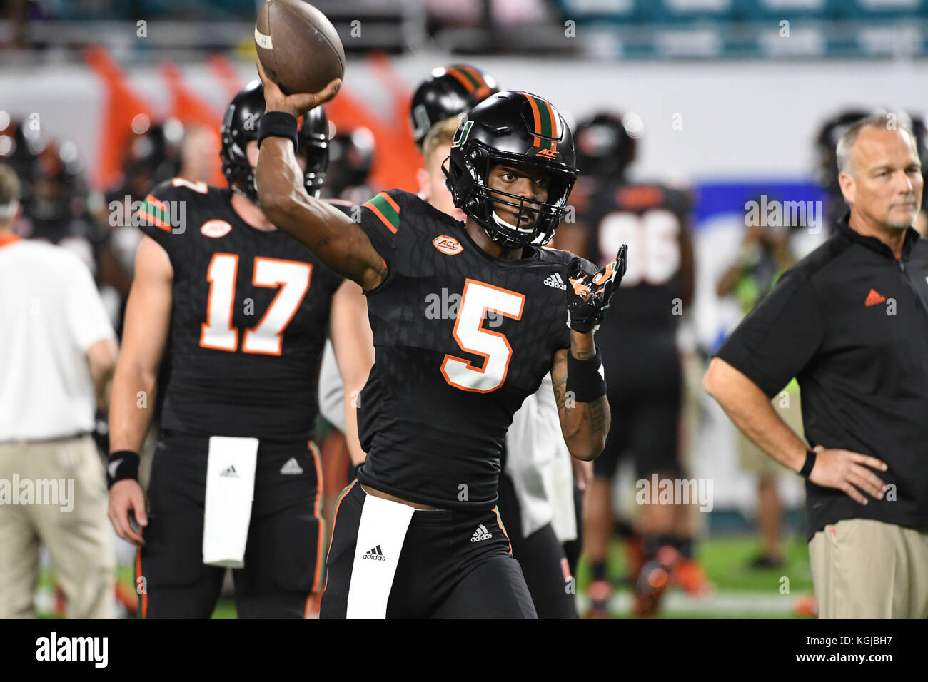 Miami Gardens, Florida, USA. 4th Nov, 2017. N'Kosi Perry #5 of Miami in ...