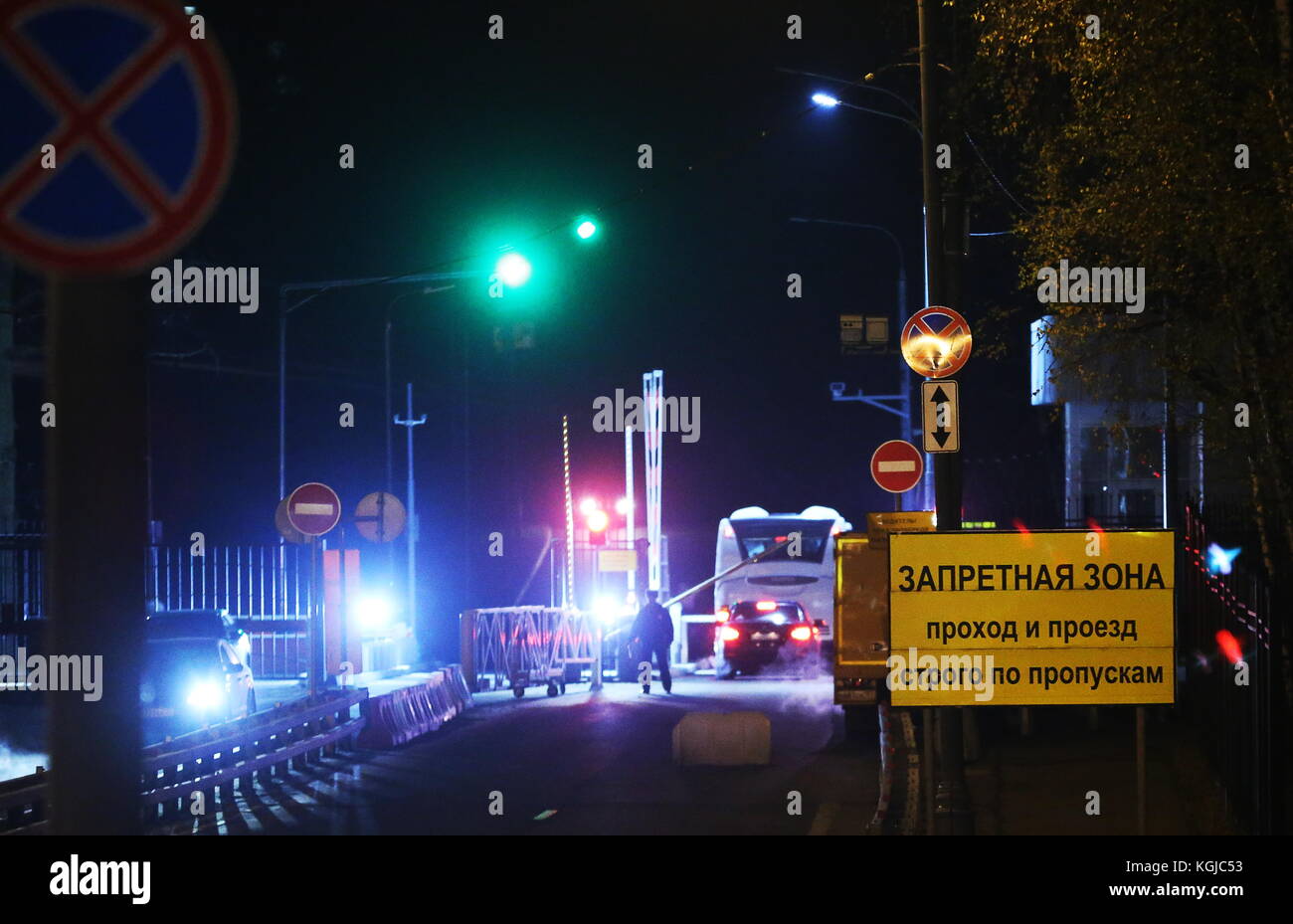 Russian Road Signs High Resolution Stock Photography and Images - Alamy